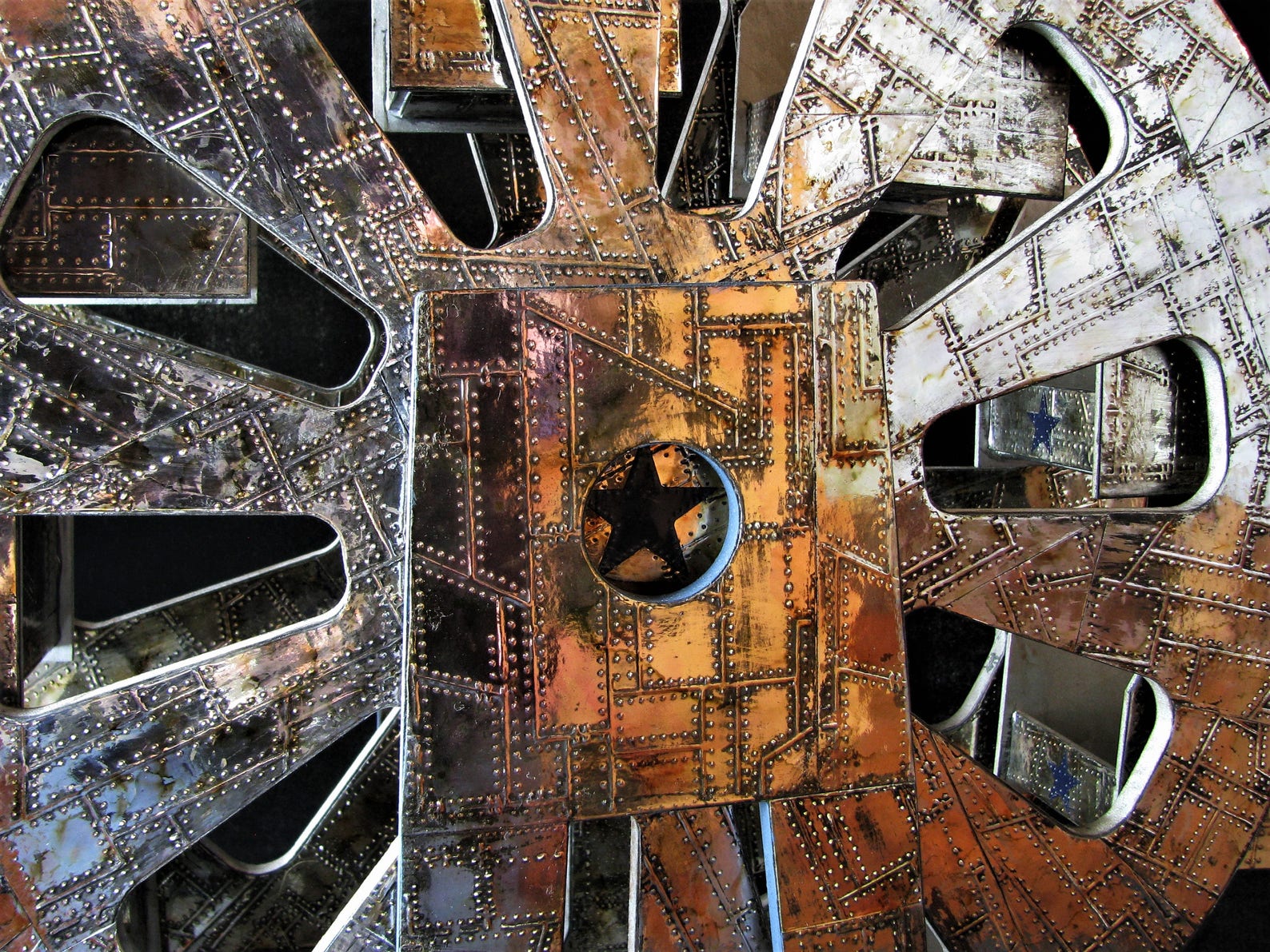 Large Tabletop Rotating Ferris Wheel, Counter Display, Office Storage ...