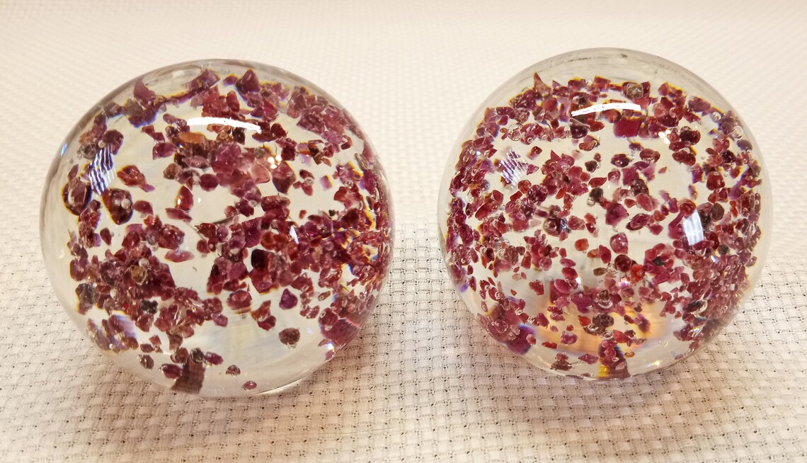 Pair of Ruckl Crystal Paperweights Inlaid With Czech Garnets - Etsy