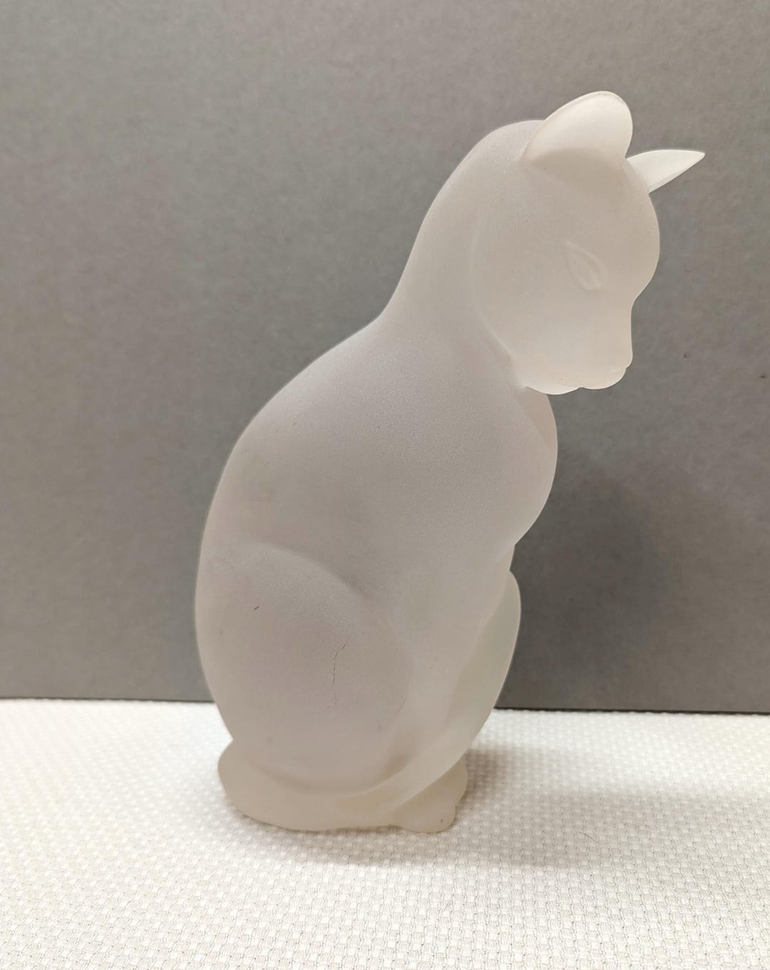 Vintage Monique Sculpture, Frosted Lucite 8" Cat Statue, Sleek Satin ...