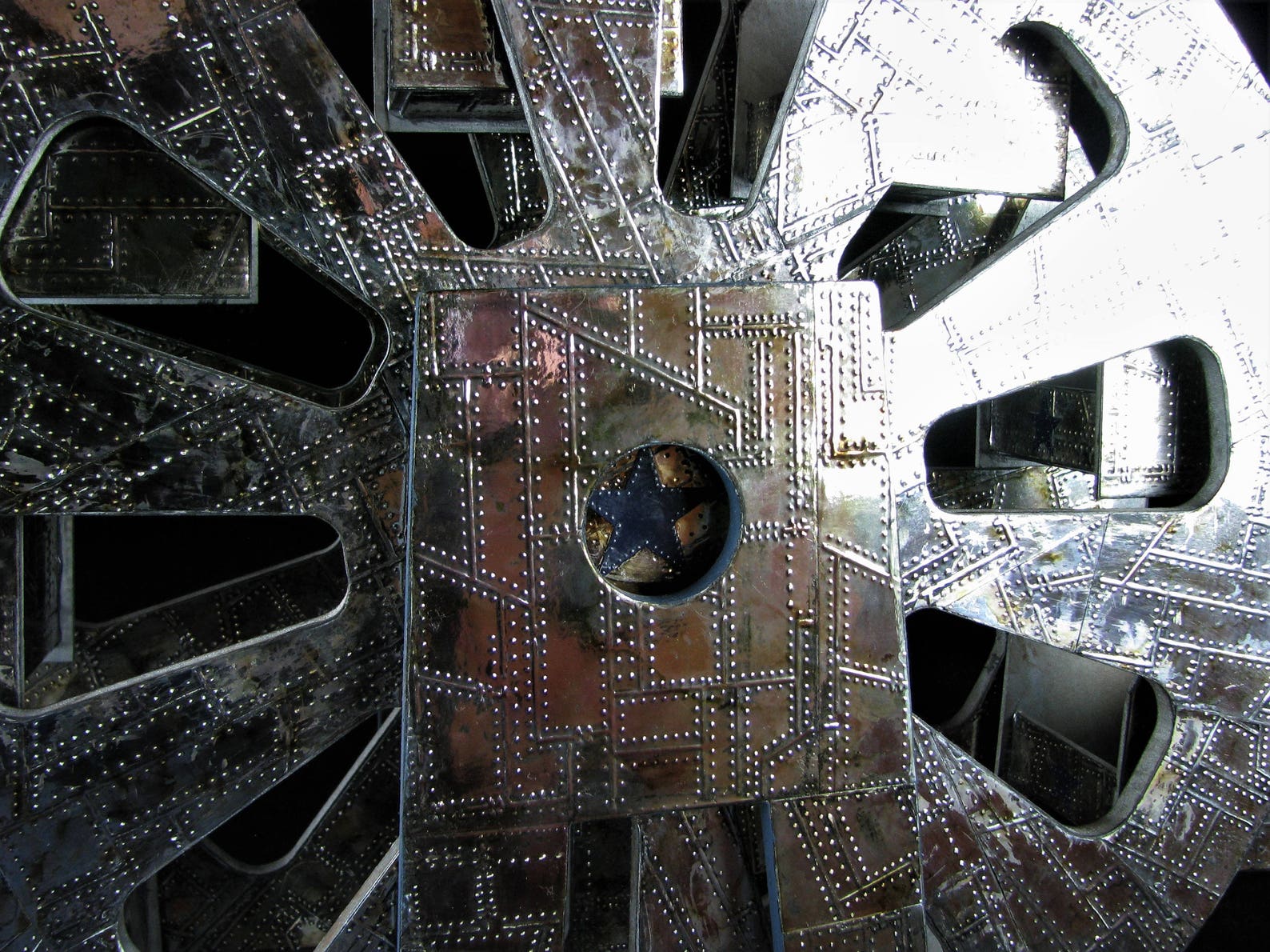 Large Tabletop Rotating Ferris Wheel, Counter Display, Office Storage ...