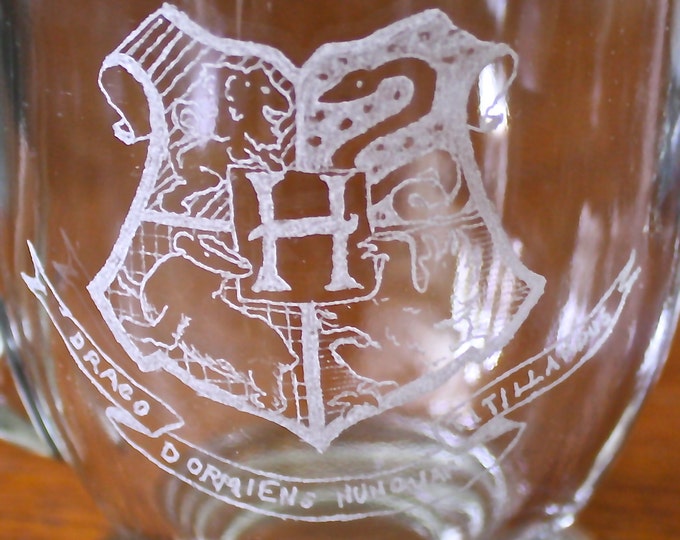 Hogwarts Butterbeer Mug. Etched Glass Mug. Harry Potter - Etsy