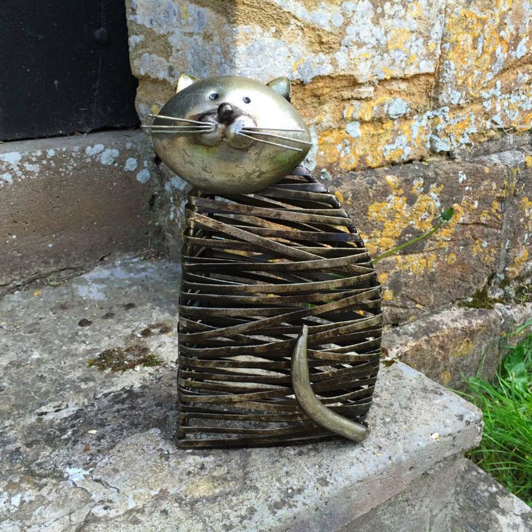Metal Cat Sculpture, Cat Figurine, Cat Statue, Twisted Iron Standing ...