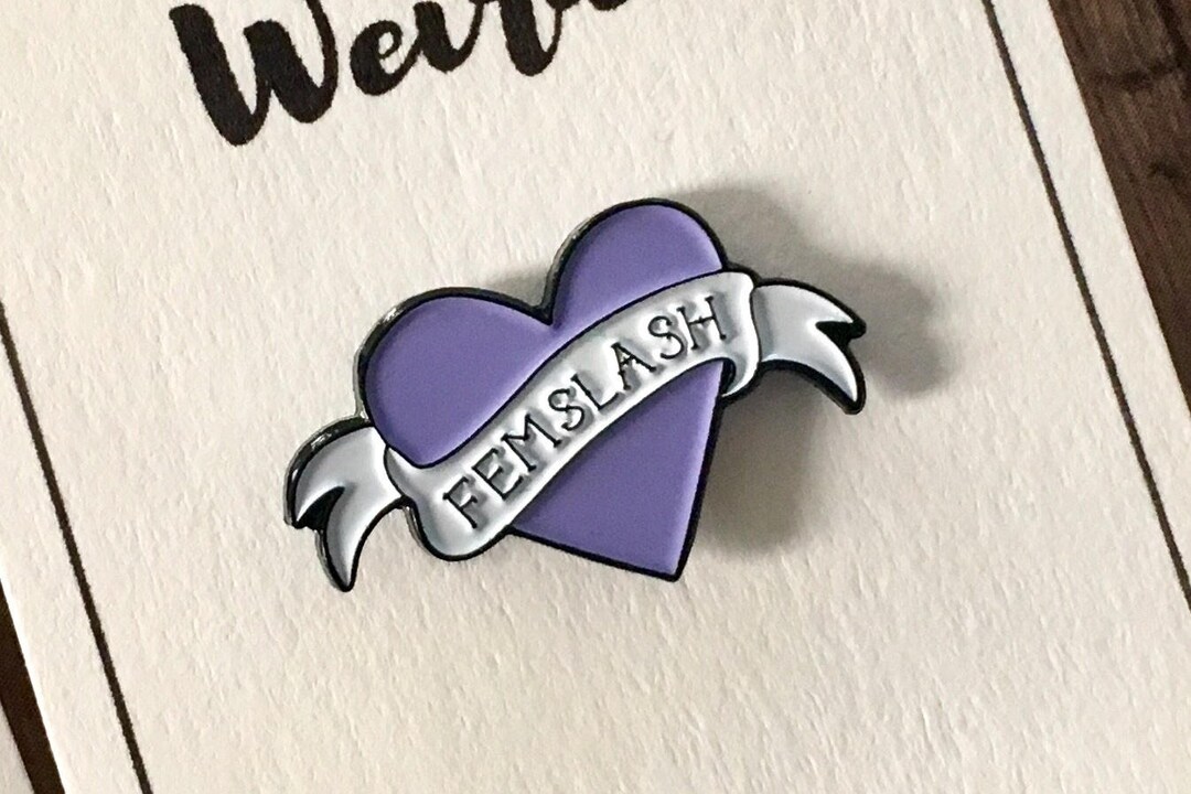 Femslash Enamel Pin, Fandom Pride, Lavender Heart, LGBTQ Interest ...