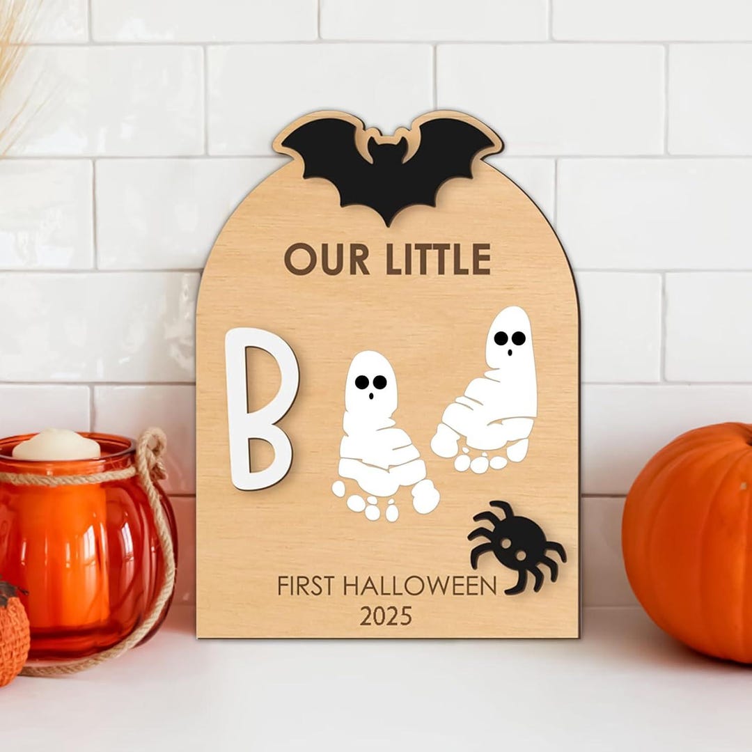 Babys First Halloween, DIY Halloween Footprint Art 2025, Baby Footprint ...