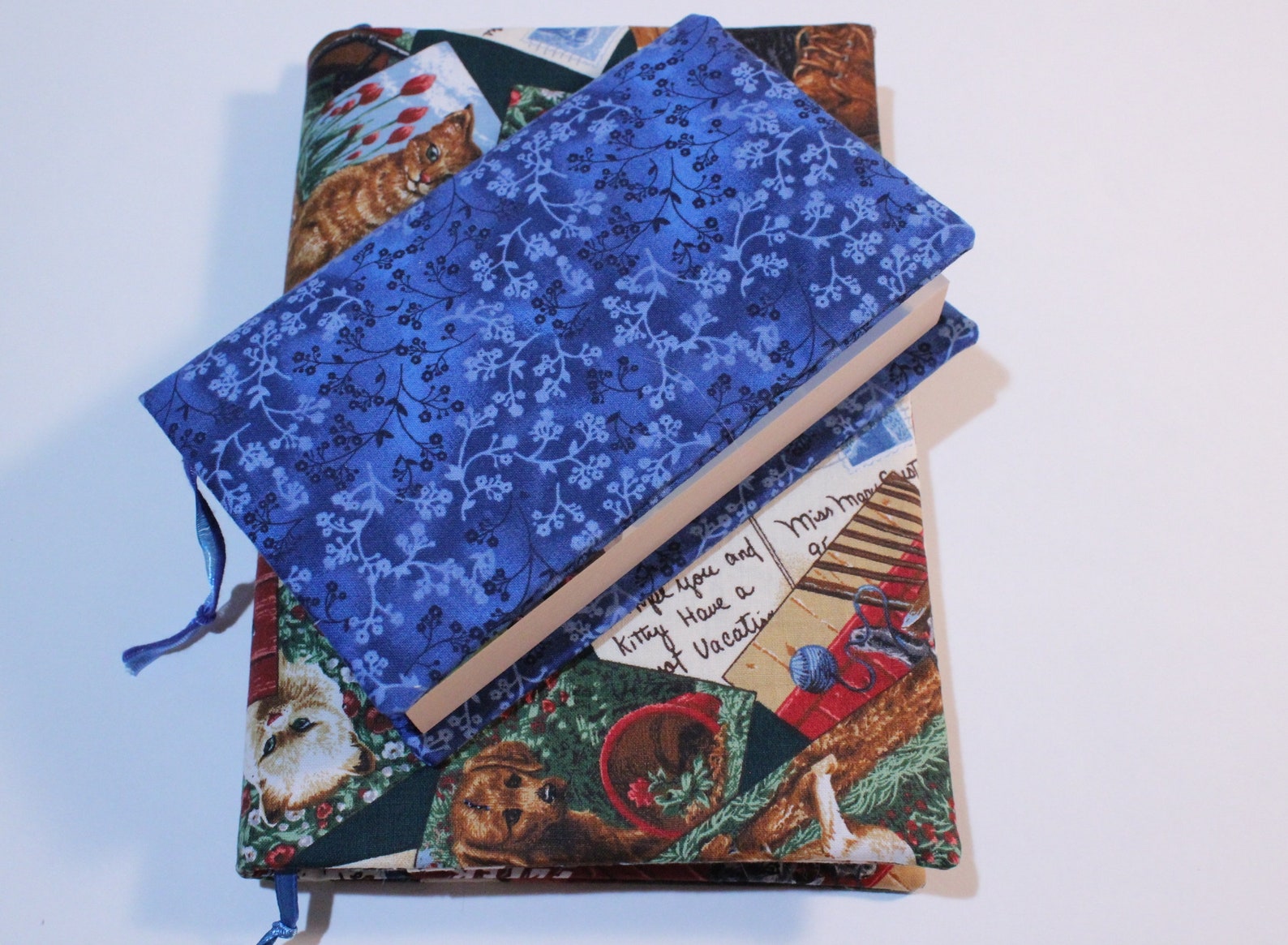 Sewing Tutorial for Fabric Book Covers, Book Cover Pattern in Different ...