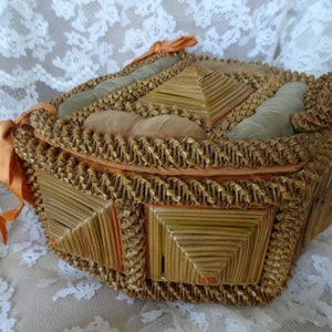 LOVELY Victorian Sewing Basket, Antique Folk Art Woven Straw Basket ...