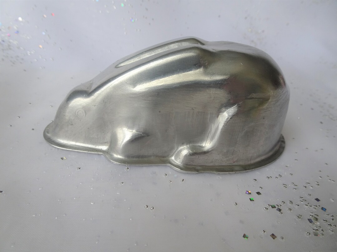 SWEET Vintage Rabbit Chocolate Mold, Bunny Mold, Rabbit Candy Mold,tin ...