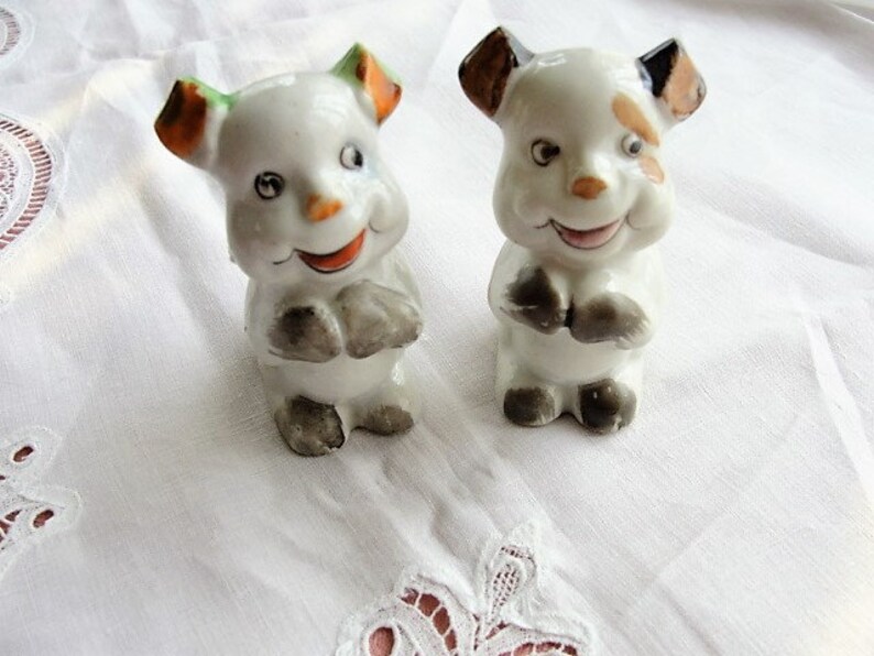 VINTAGE Figural Salt and Pepper Shakers, Adorable Little Dog Shakers ...