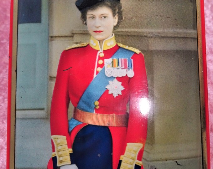 ROYALTY British Litho Tin Box,royal Souvenir Young Queen Elizabeth Ii ...