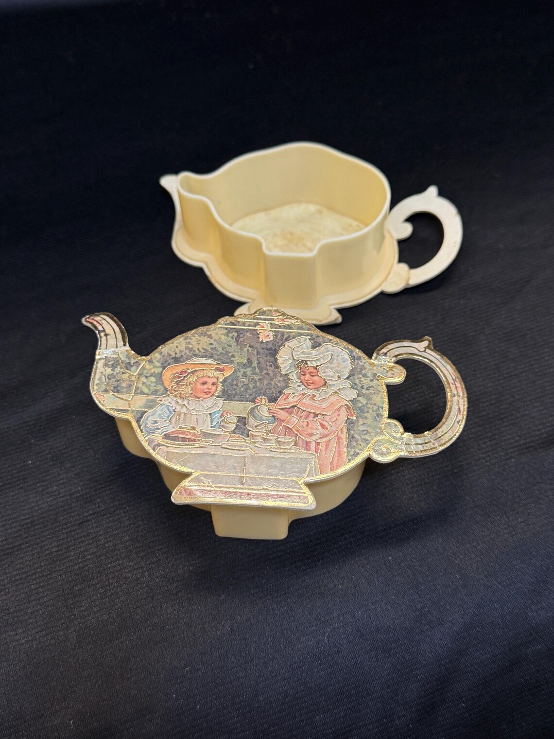 This is a Vintage 1983 B. Shackman & Co. Miniature Tea Set Container - Etsy