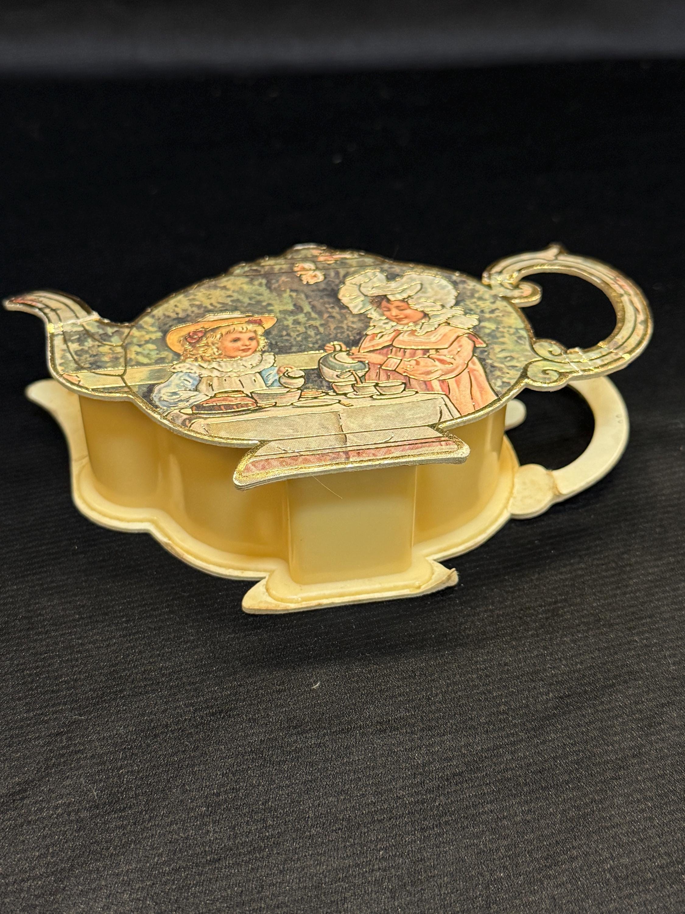 This is a Vintage 1983 B. Shackman & Co. Miniature Tea Set Container - Etsy
