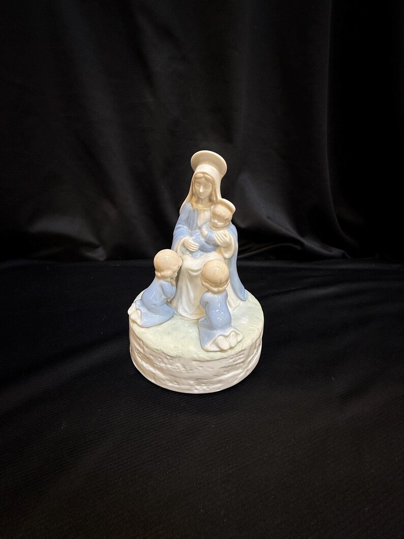 Vintage Musical Madonna and Child Figurine | Monika Import Ware Japan ...