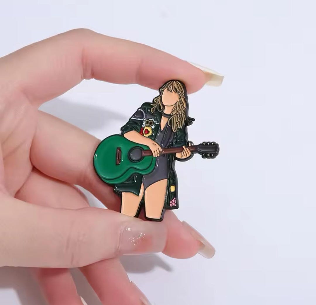 Taylor Swift Badge - Etsy