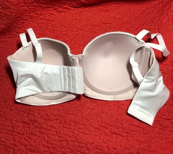 32dd Breast Size