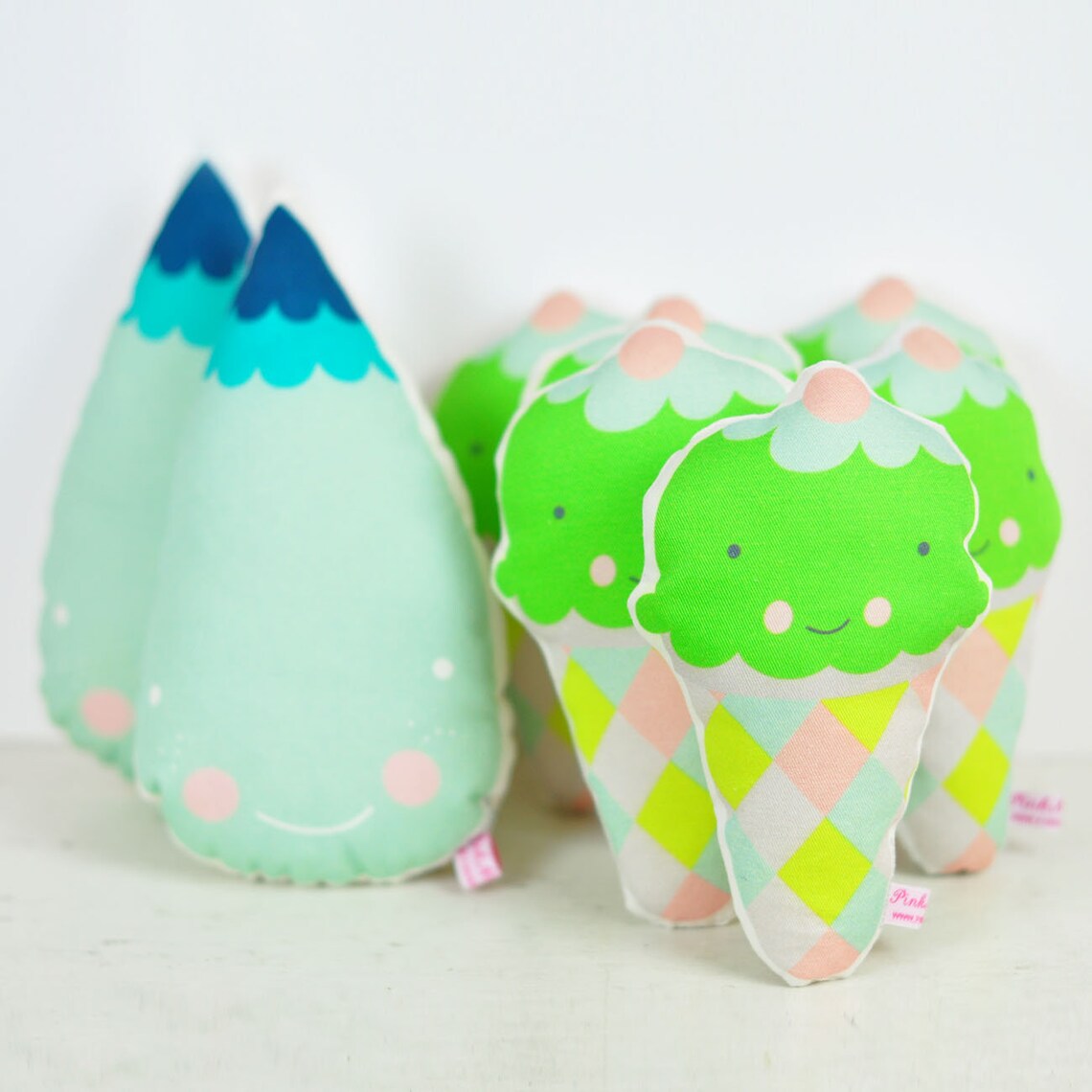 Mini Raindrop Pillow in Mint for Baby Shower Gift, by Pinknounou - Etsy