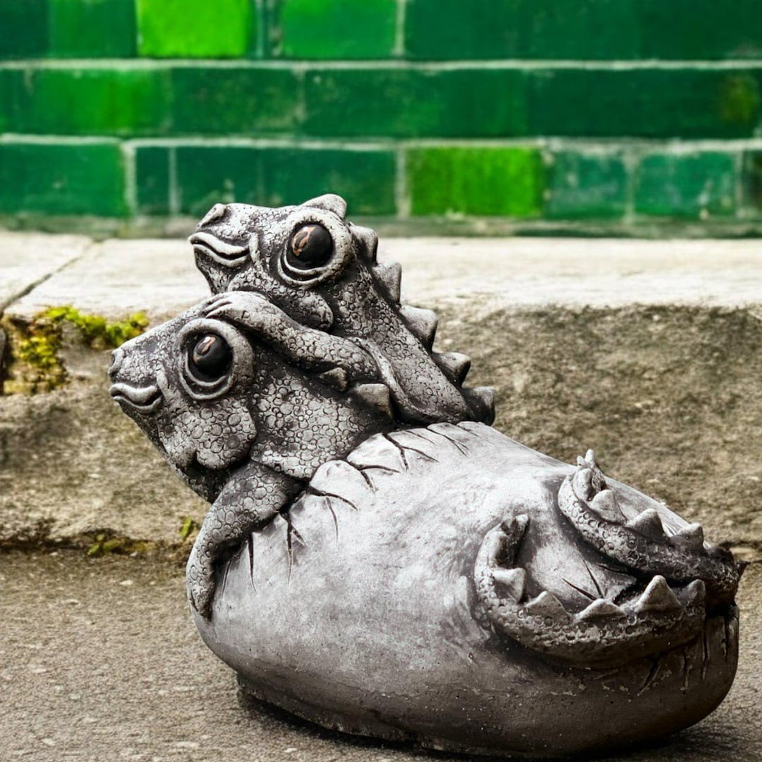 Stone Dragons in Egg Statue Concrete Fantasy Dragon Figure Baby Dragons ...