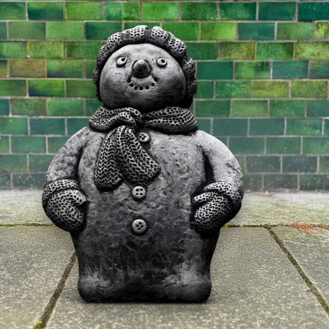 Stone Snowman Statue Winter Garden Decoration Concrete Snowman Ornament ...