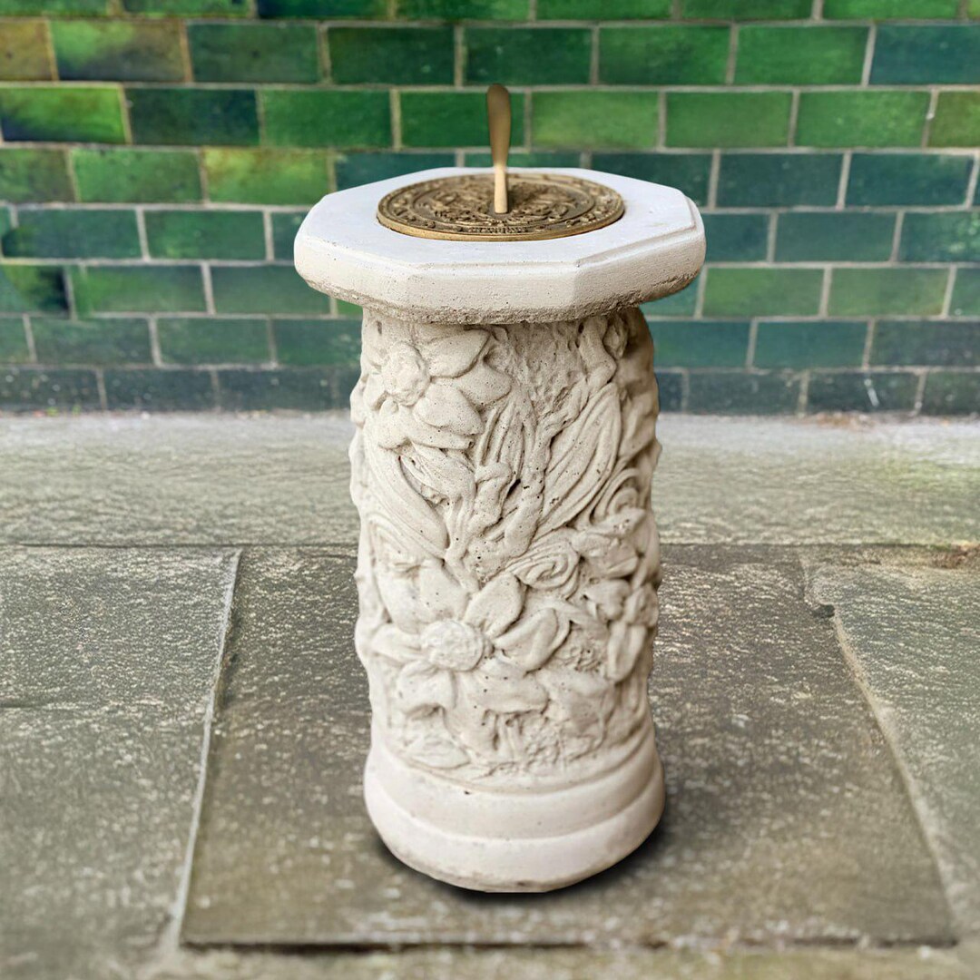 Outdoor Hourglass Sundial Sculpture Concrete Sundial Figurine Cement ...