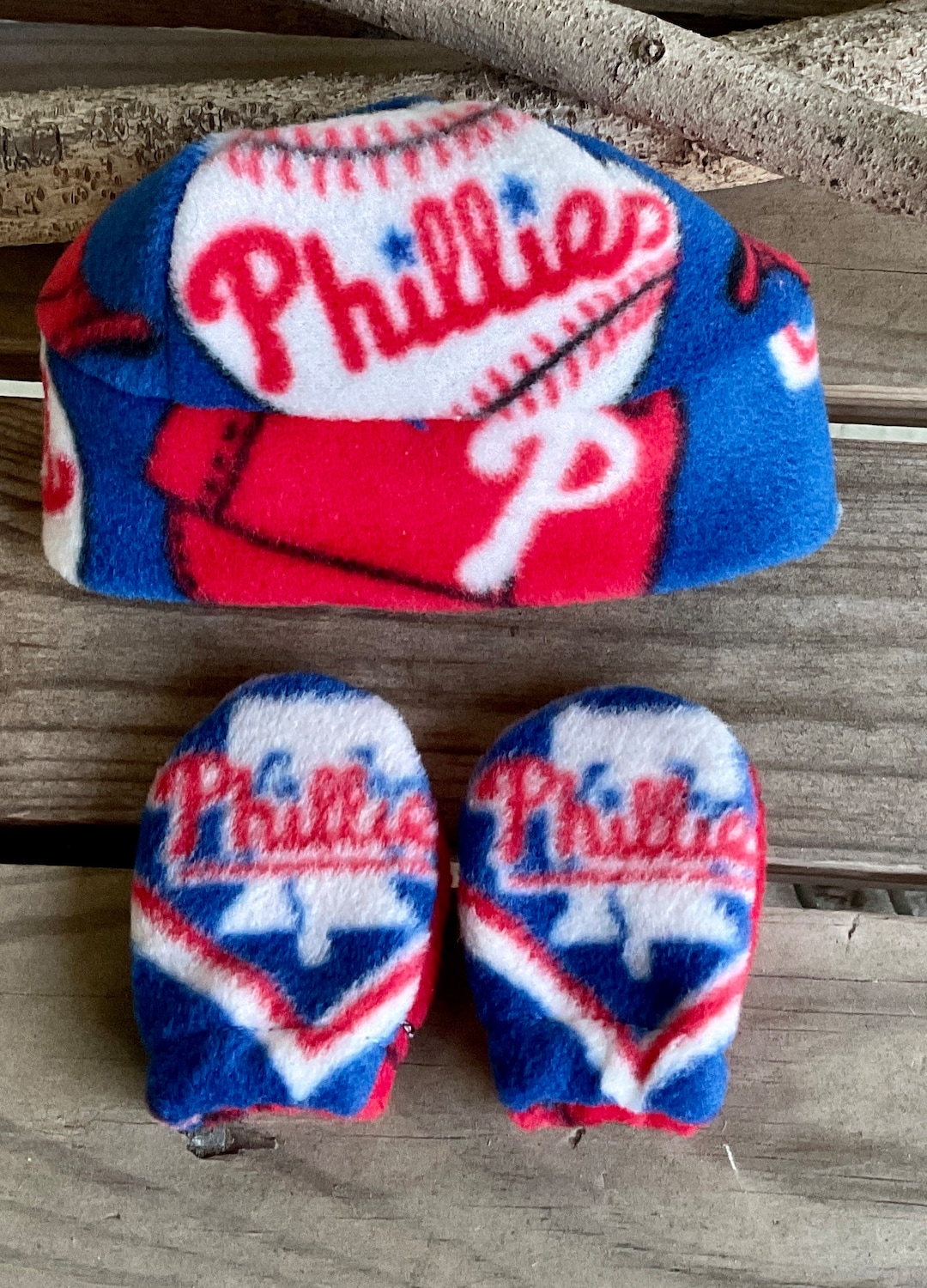 Philadelphia Phillies Newborn Baby Fleece Hat & Mittens Gift Set - Etsy