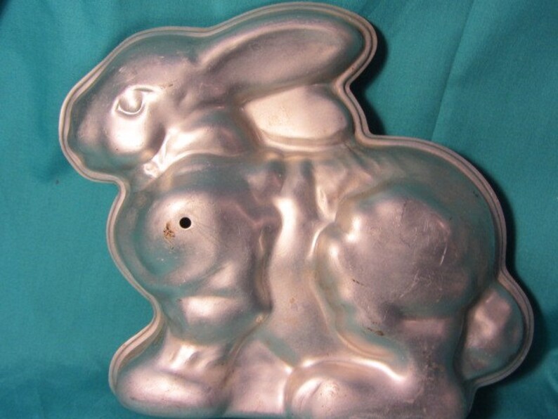 Rabbit Mold Vintage Aluminum 2 Pc. Cake Mold Easter Cake | Etsy
