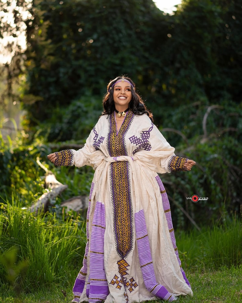 UNIQUE Habesha Dress, NEW Ethiopian Cultural Dress, Zuria Kemis ...