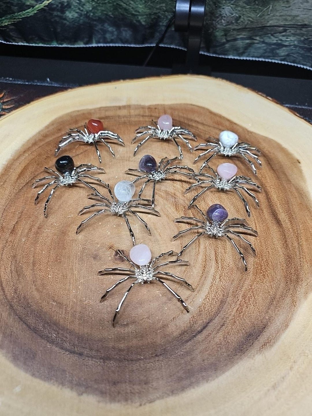 1 Spider Crystal Ramdom Crystal Stone - Etsy