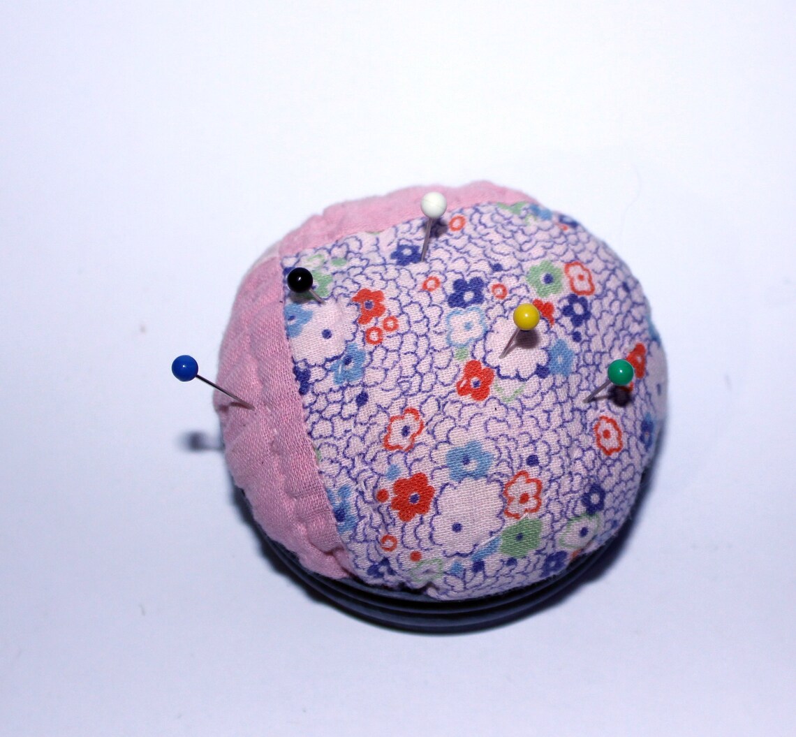 Vintage Style Quilt Pincushion Unique Sewing Gift Vintage - Etsy