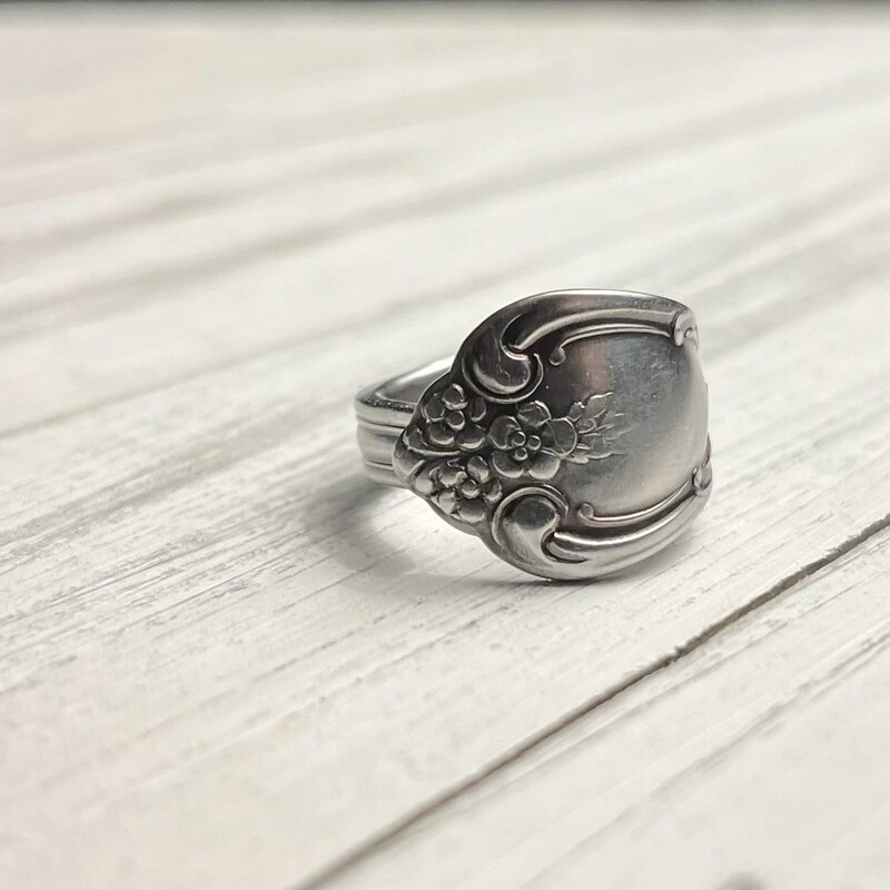 Eccentric Rings - Etsy
