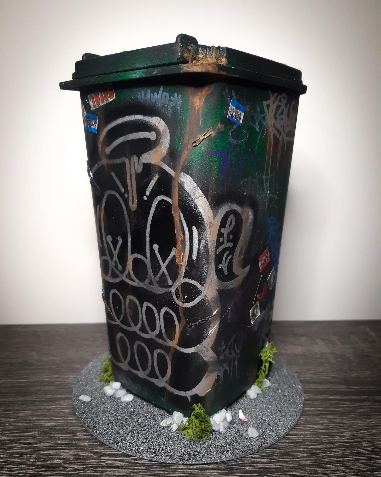 Graffiti Trash Can Replica – Hand-painted Urban Art Diorama - Etsy