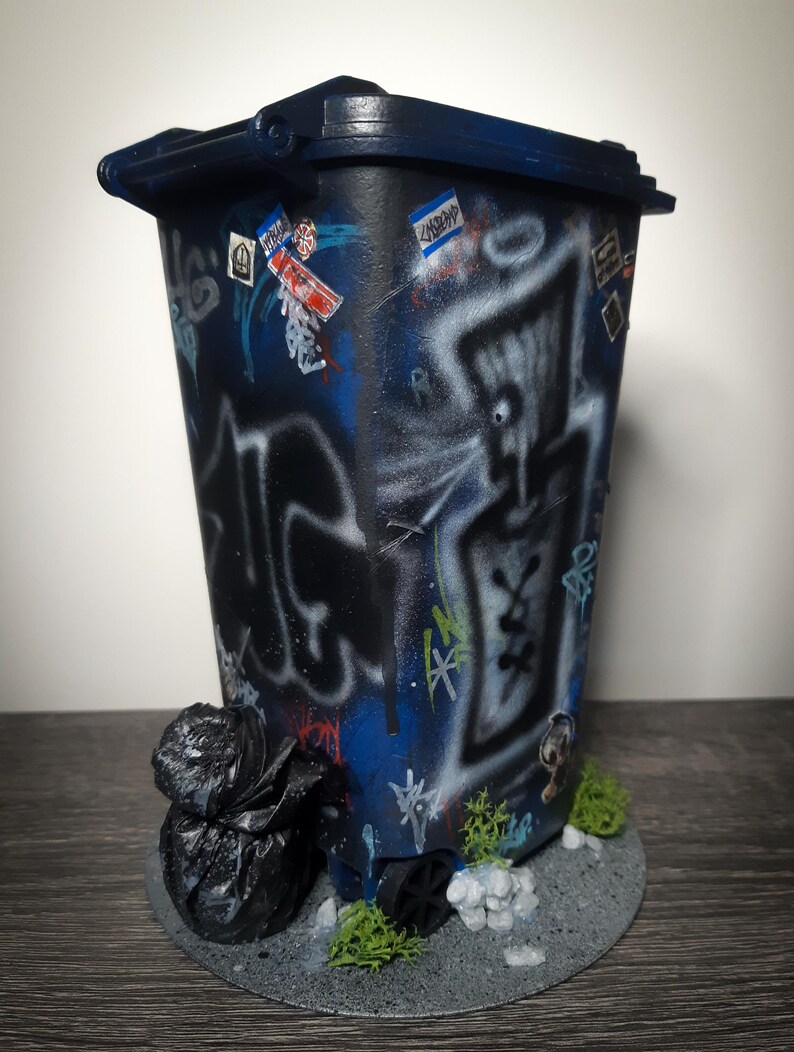 Realistic Graffiti Trash Can Replica Tabletop Art - Urban Street ...