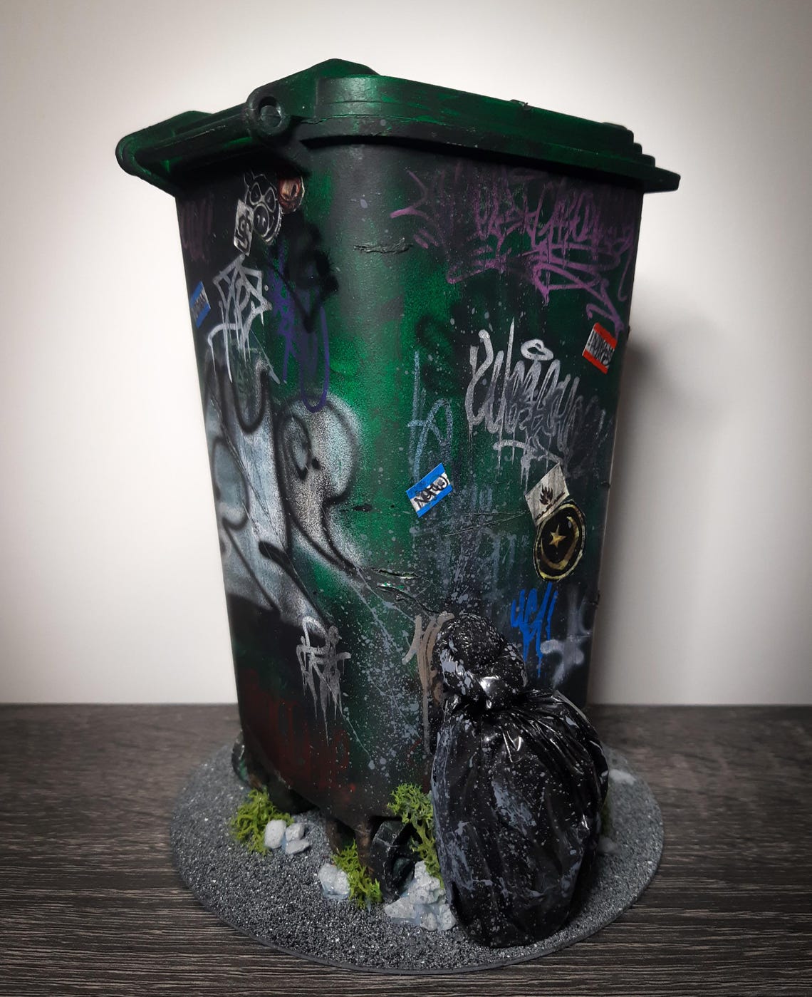 Graffiti Trash Can Replica – Hand-painted Urban Art Diorama - Etsy