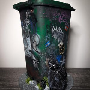 Graffiti Trash Can Replica – Hand-painted Urban Art Diorama - Etsy