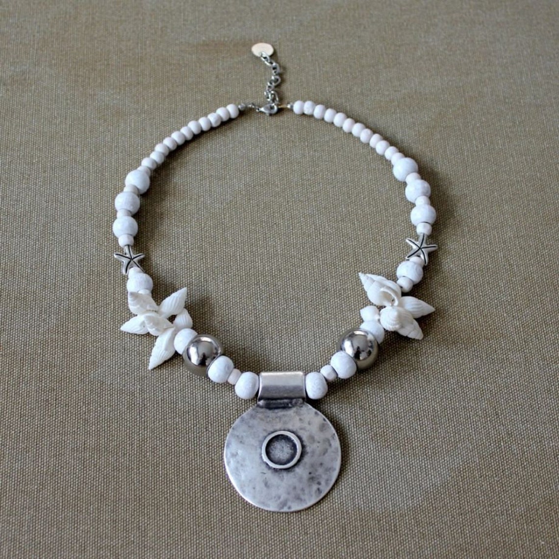 Sea Shell Necklace White Necklace Wooden Necklace Beach - Etsy