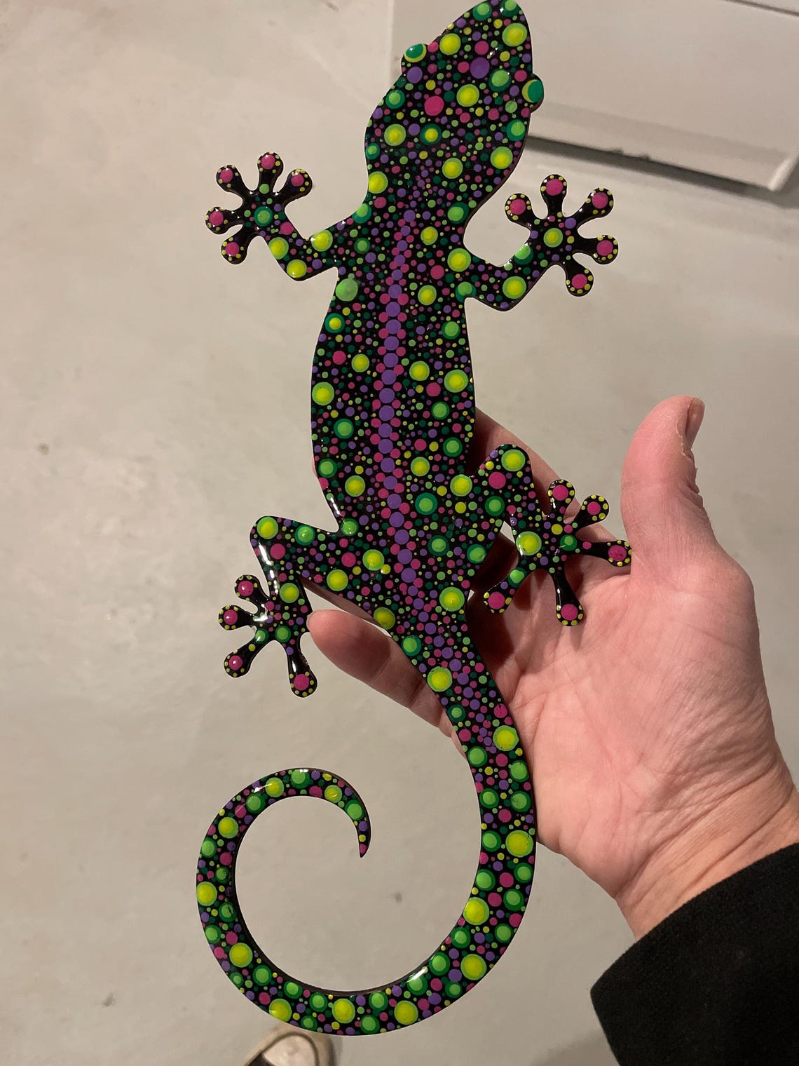 Hand Painted Hanging Gecko Wall Decor - Etsy