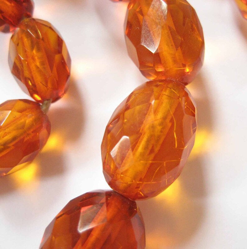 Vintage Bakelite Necklace Faceted Prystal Bakelite Beads - Etsy