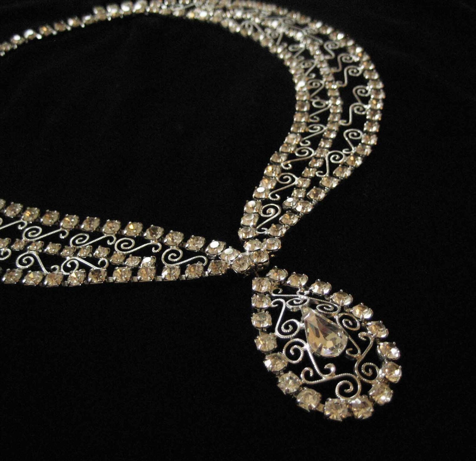 Rhinestone Scroll Filigree Necklace With Clear Stones Red - Etsy