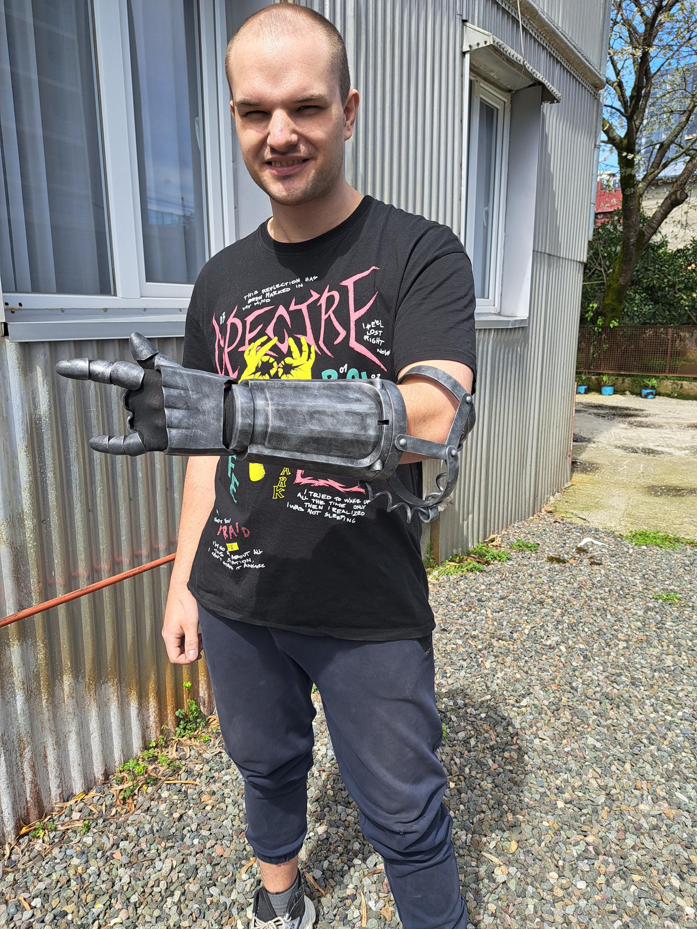 Berserk Guts Mechanical Arm - Etsy