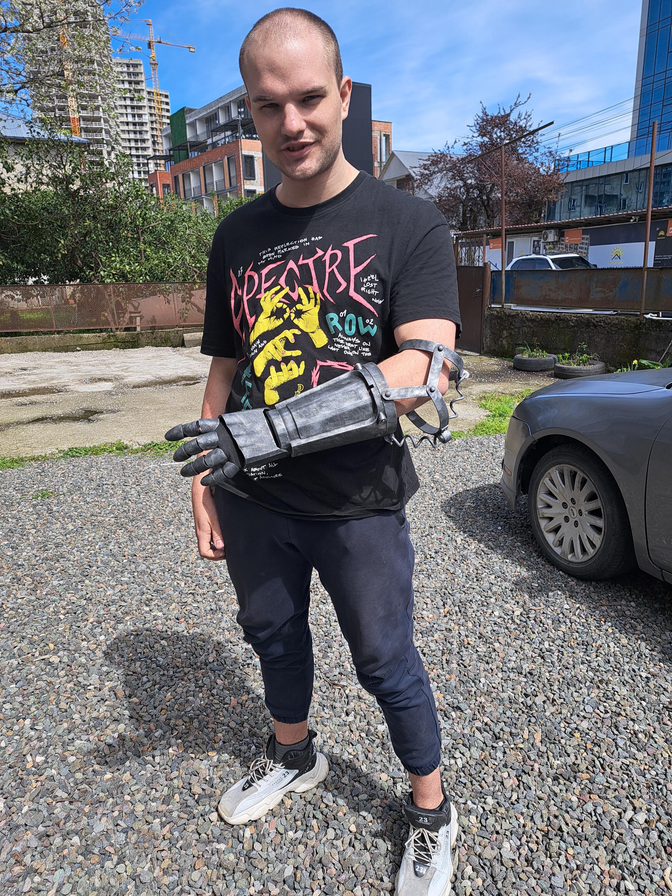 Berserk Guts Mechanical Arm - Etsy