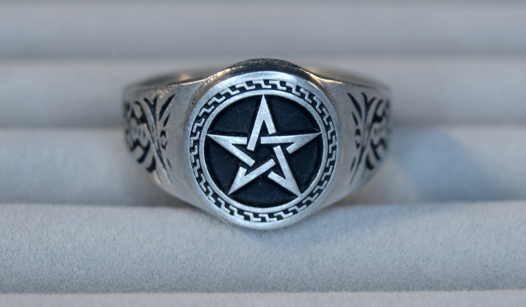 Pentagram Ring - Pentalpha Pentangle, Pentacle, Star Pentagon Wiccan ...