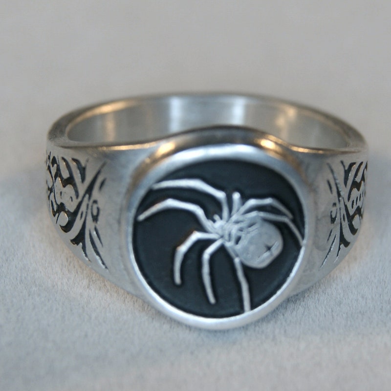 Spider Ring - Etsy
