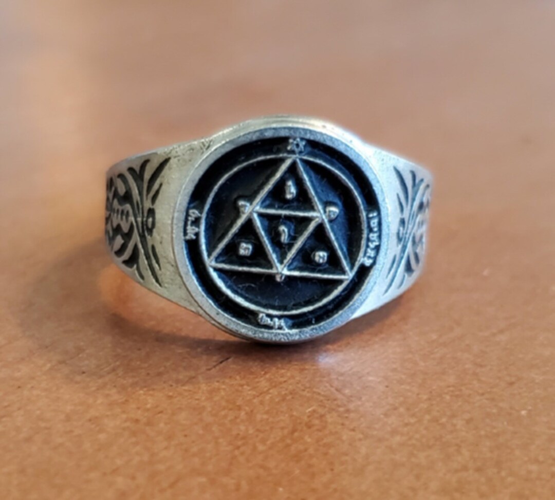 Third Pentacle of Mars Ring - Pentacle Seal From the Key of Solomon - Etsy