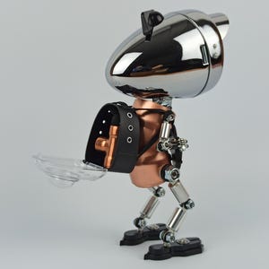 Handcrafted Guitarist Robot Lamp: Fully Poseable Steampunk Desk Light ...
