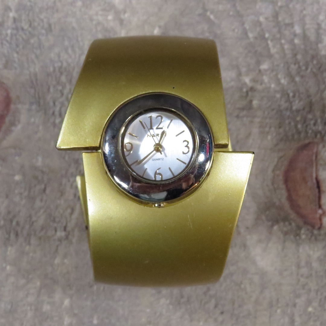 Vintage Narmi Quartz Watch, Retro 1970s 1980s Cuff Bracelet Style Watch ...