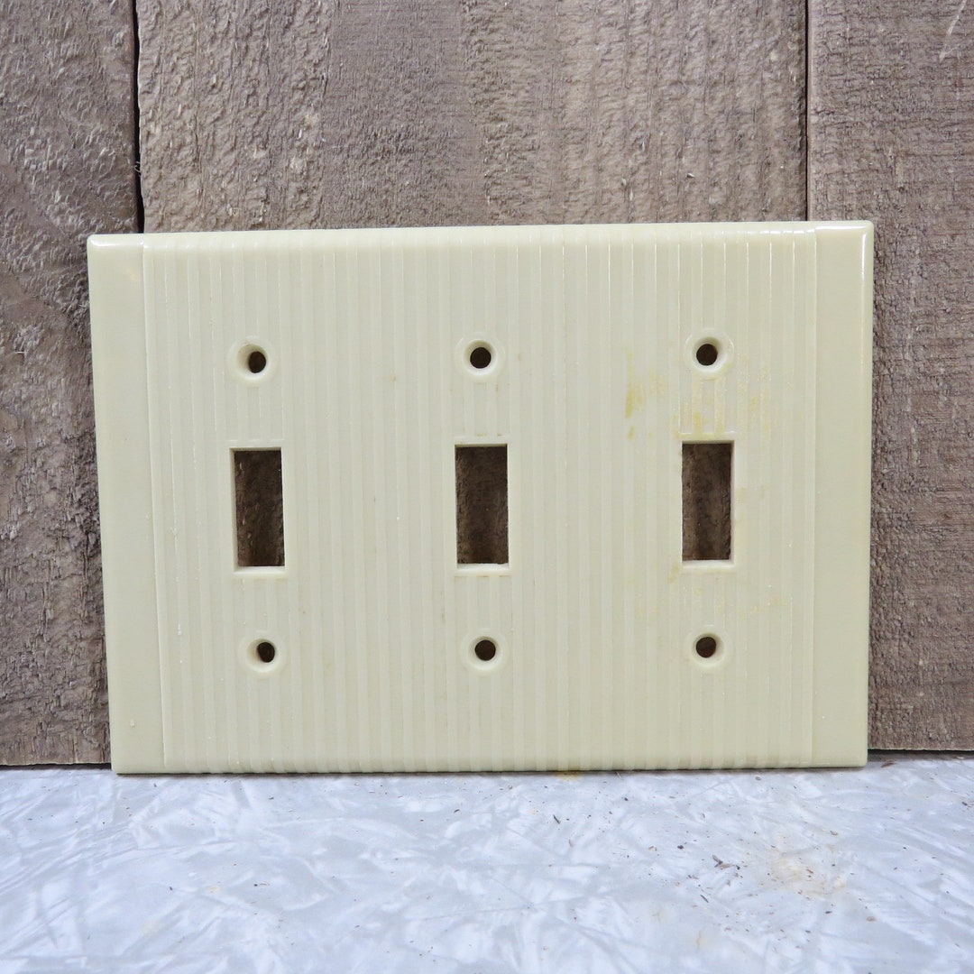 Vintage Bakelite Triple Toggle Light Switch Cover, Leviton Cream Ribbed ...