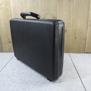 Vintage Samsonite Black Hard Sided Briefcase With Key, 1980s Attaché ...