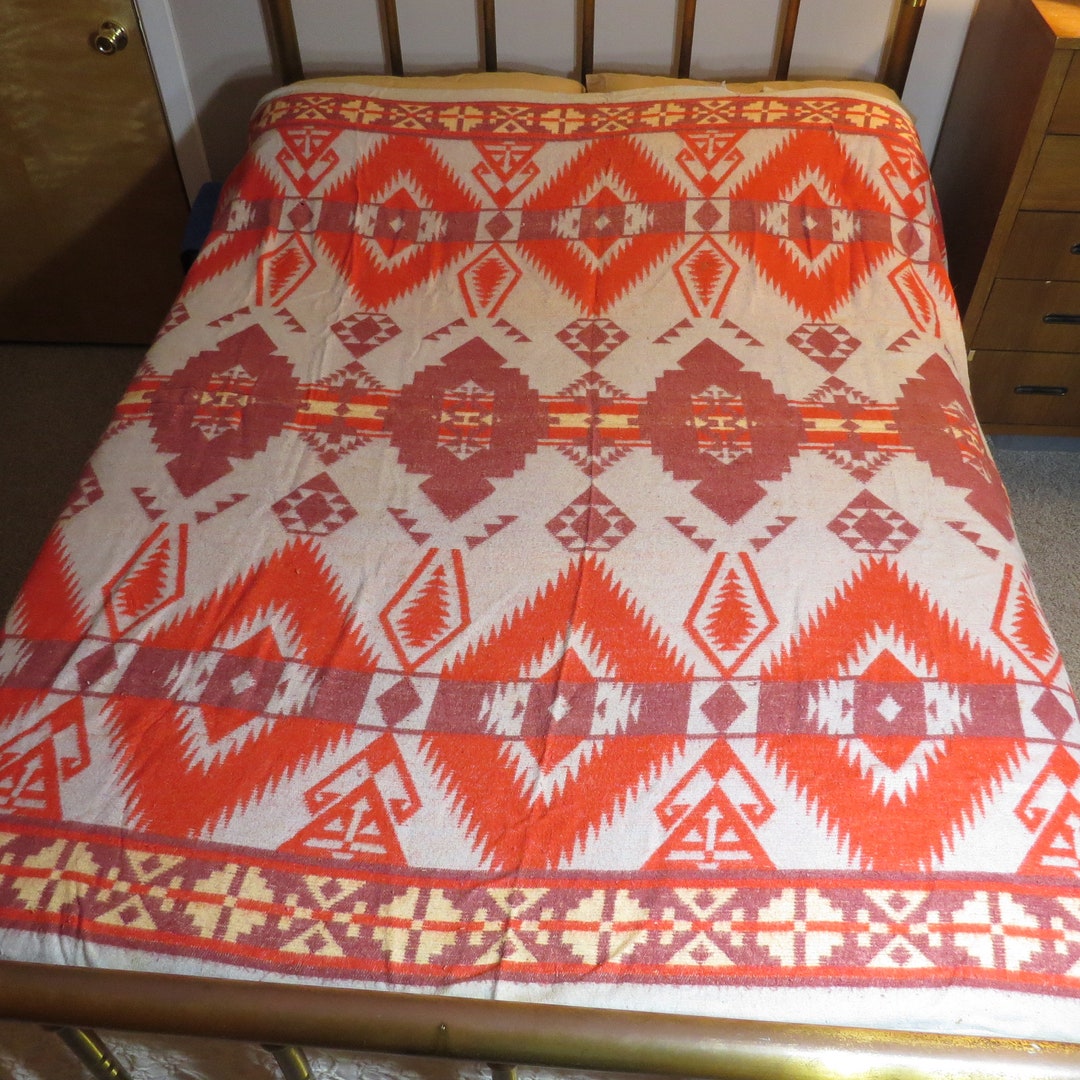 Vintage Indian Design Camp Blanket, Midcentury Reversible Beacon ...