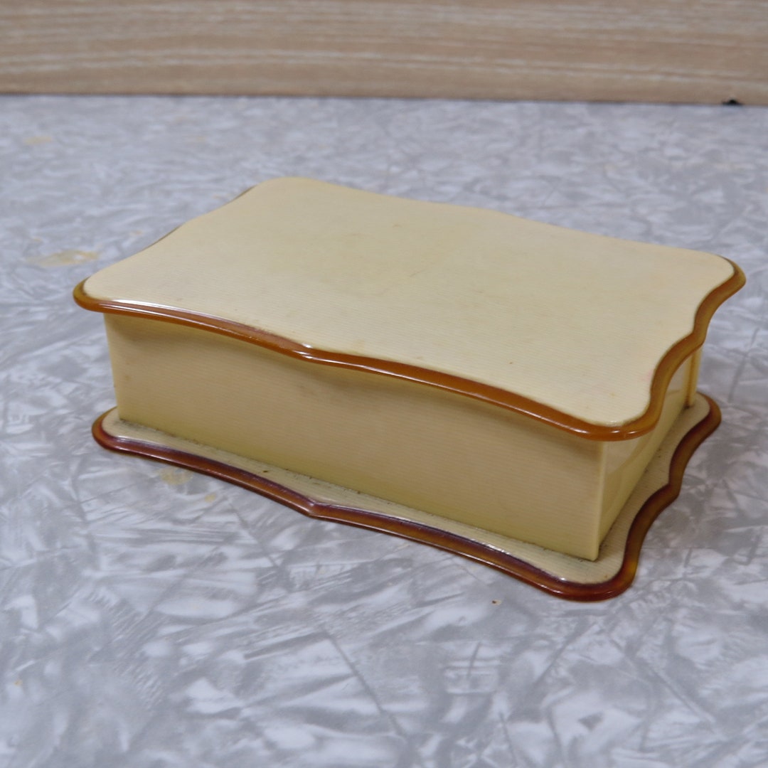 Vintage French Ivory Pyralin Hinged Jewelry Box, Vintage 1920s ...