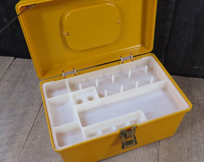 Vintage Yellow Plastic Sewing Box, Wilson Mfg Wil-hold Sewing Basket ...