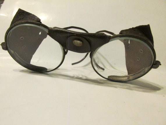 Antique Industrial Welding Goggles with Intact Leath… - Gem