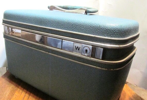 Samsonite 1958 Silhouette Hard Shell Train Case, Make… - Gem